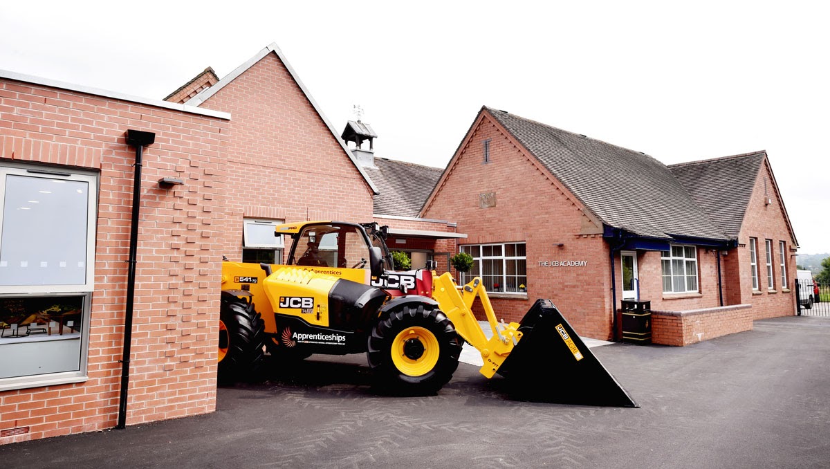 Facilities | Apprenticeships at The JCB Academy